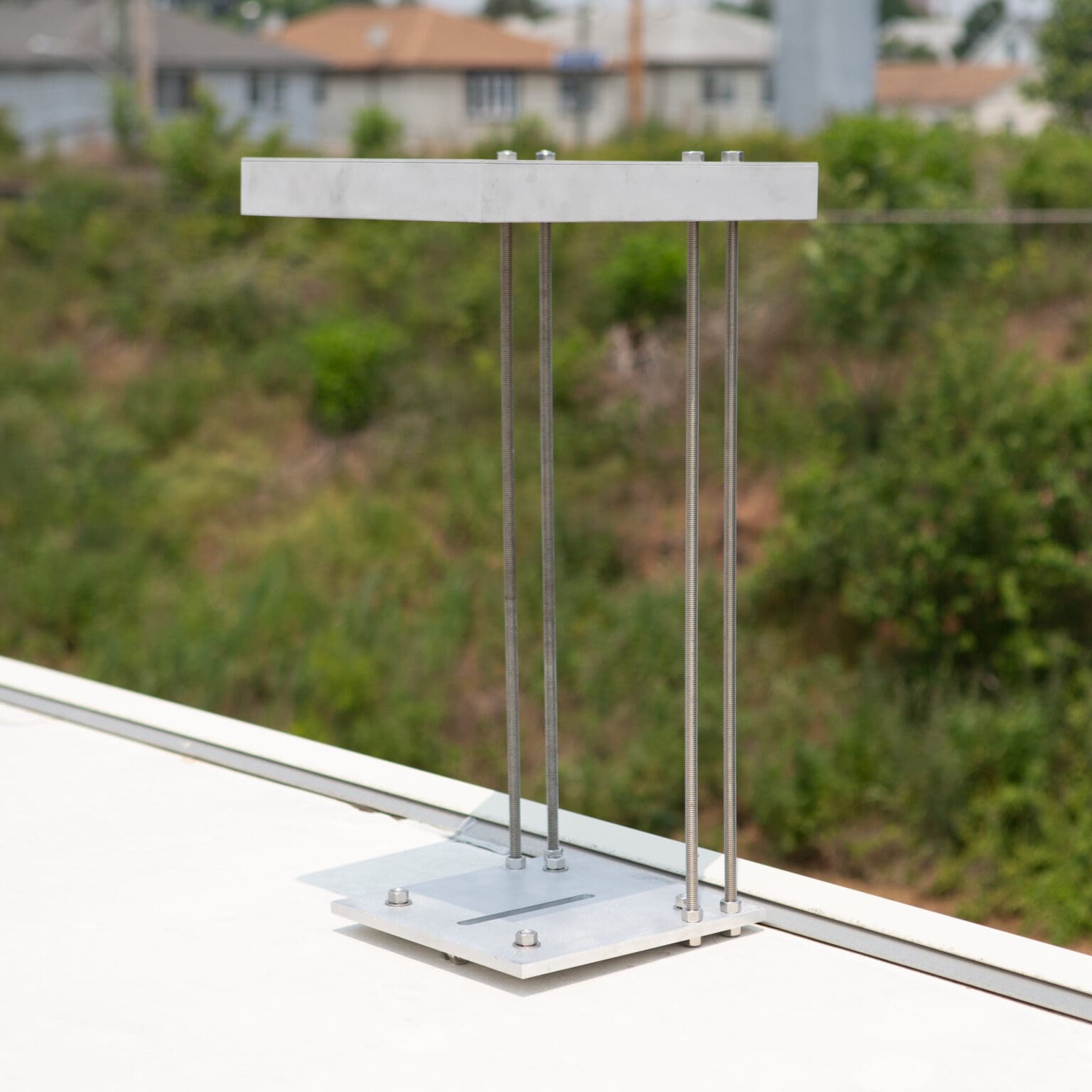 AMTS Parapet Mount with flat plate for Total Station (with roof ...